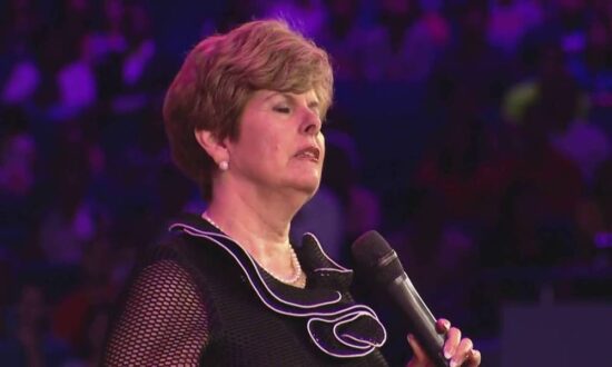 Cindy Jacobs reveló que el Espíritu Santo hará temblar a las naciones