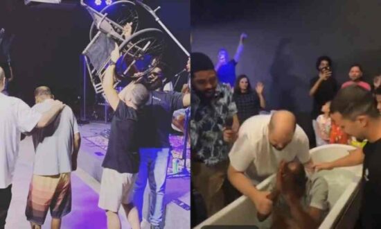 Paralítico se levanta de su silla y vuelve a caminar tras adorar a Dios
