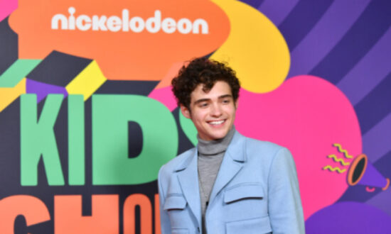 Actor de Disney comparte el amor de Cristo en los Nickelodeon Kids ...